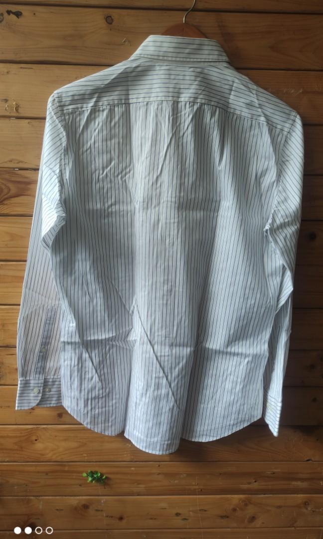 Kemeja UNIQLO Second Original / Kemeja UNIQLO Cowok Second Original ... Kemeja UNIQLO Second Original / Kemeja UNIQLO Cowok Second Original ...
