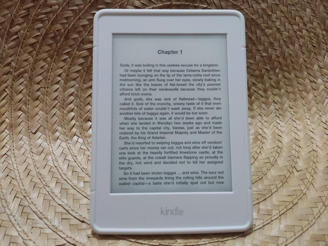 Kindle Paperwhite 3rd Generation, Mobile Phones & Gadgets, E-Readers on ...