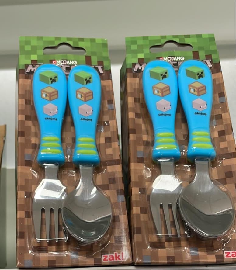 Minecraft Fork and Spoon, 兒童＆孕婦用品, 外出用品, 其他外出用品 - Carousell