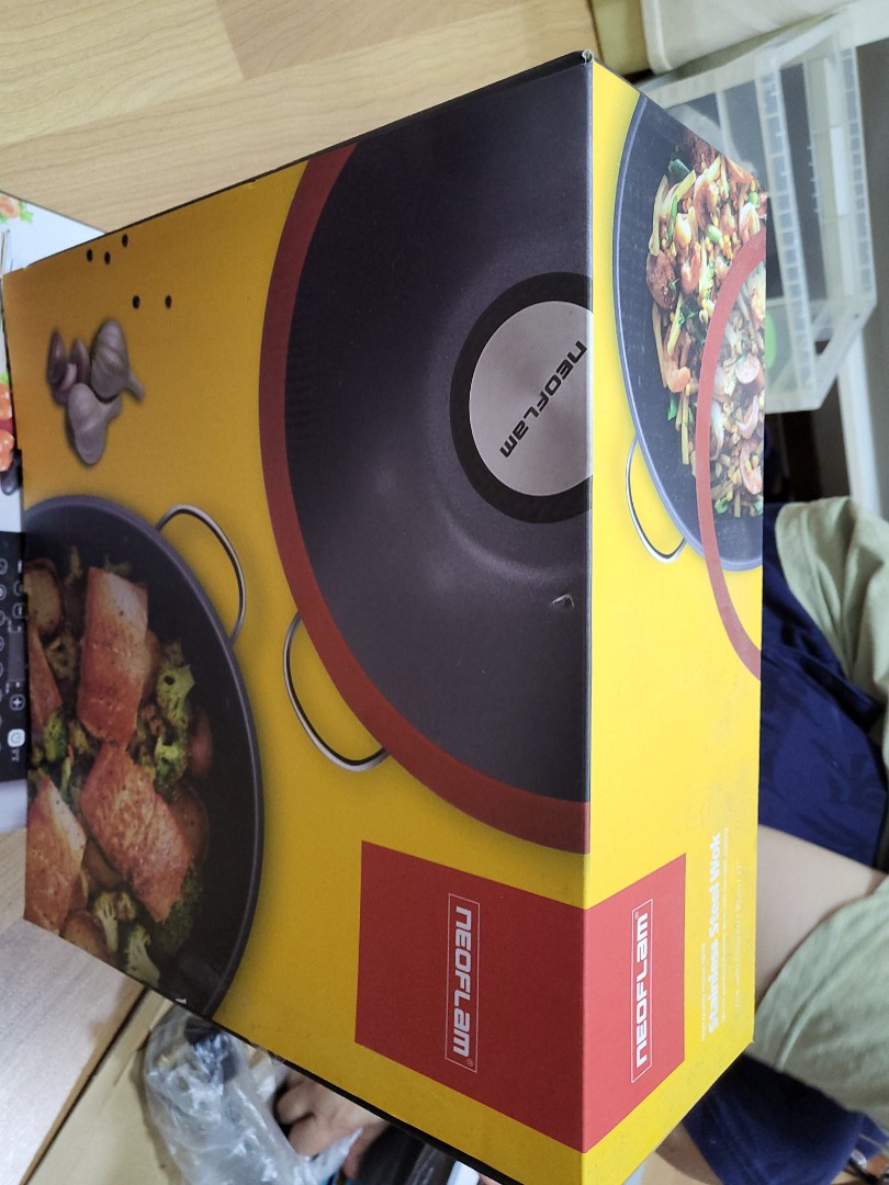 Neoflam Stainless Steel Wok, Furniture & Home Living, Kitchenware ...