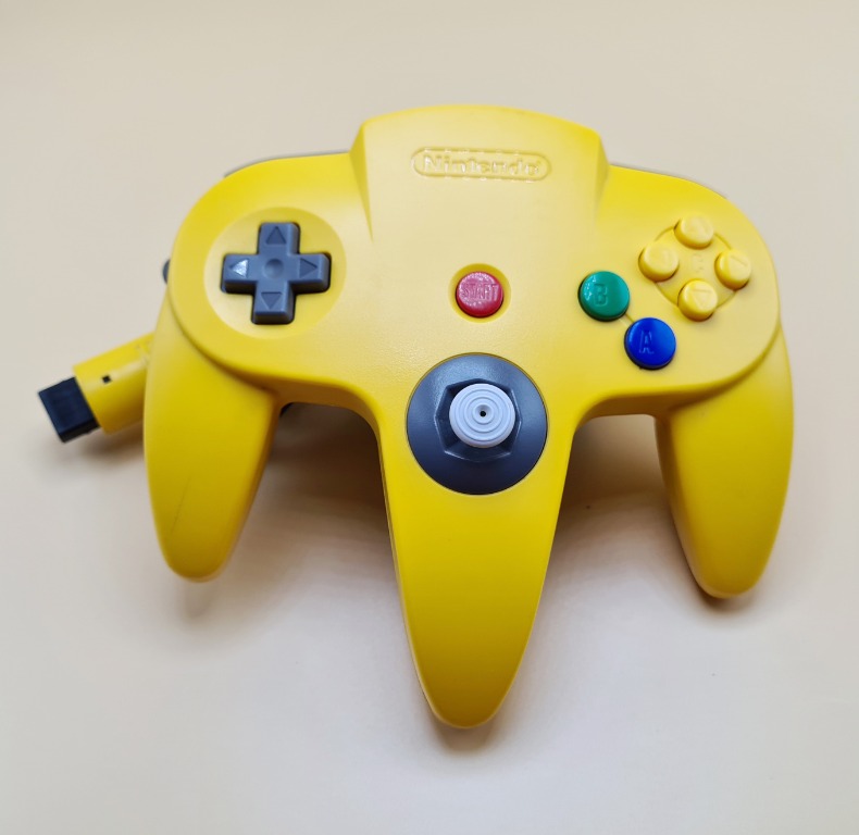 Original Nintendo 64 Controller Yellow n64, Video Gaming, Gaming ...