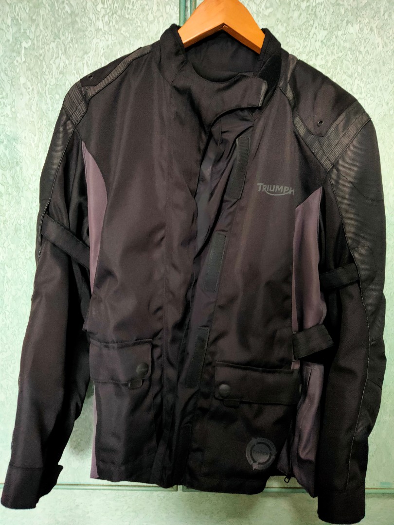 Riding Jacket Triumph, Motorcycles, Motorcycle Apparel on Carousell
