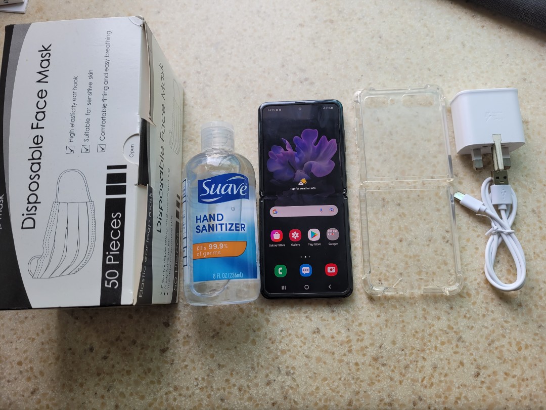 Samsung Z Flip+FREE GIFTS, Mobile Phones & Gadgets, Mobile Phones ...