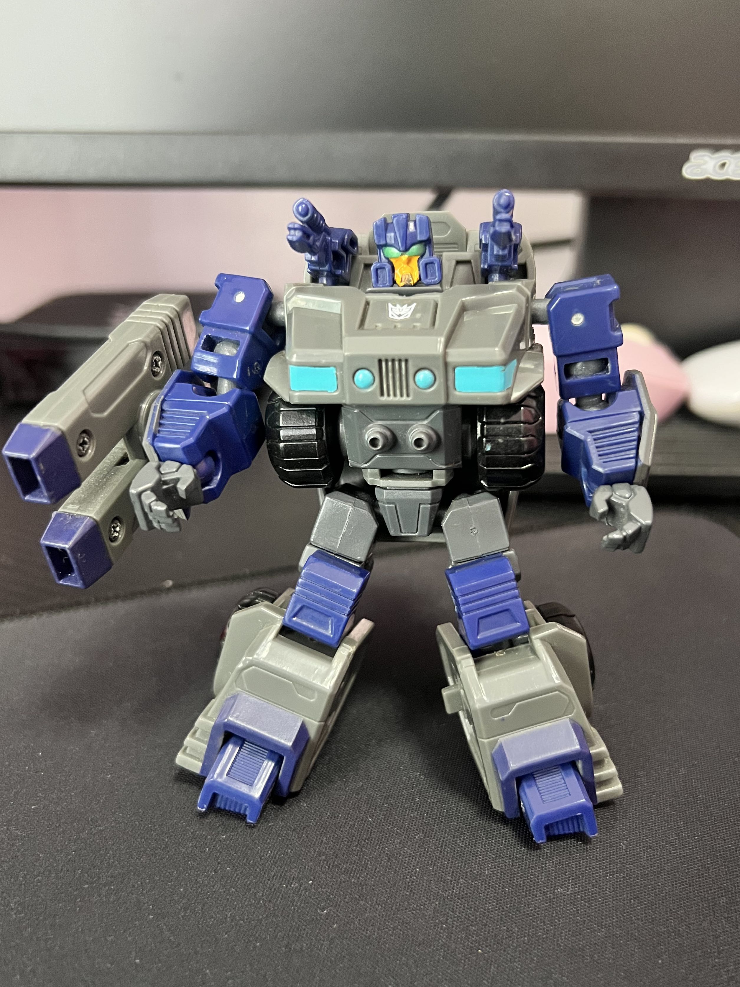 Transformers Mech Ideas Piston IDW Triggercon Crankcase, Hobbies & Toys ...