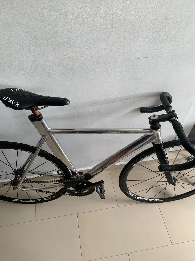 Aerosprint Fixie Full bike, Sports Equipment, Bicycles & Parts ...