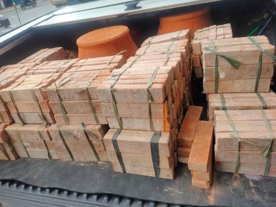 Antique Vigan bricks 1x2x8 inches, Furniture & Home Living, Home Decor ...