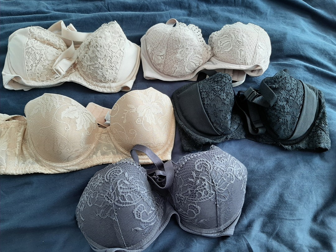 Brand new triumph bra B75, Women's Fashion, New Undergarments ...