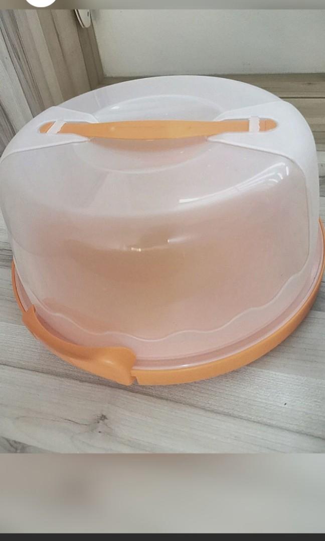 Cake storage container airtight, Furniture & Home Living, Kitchenware ...