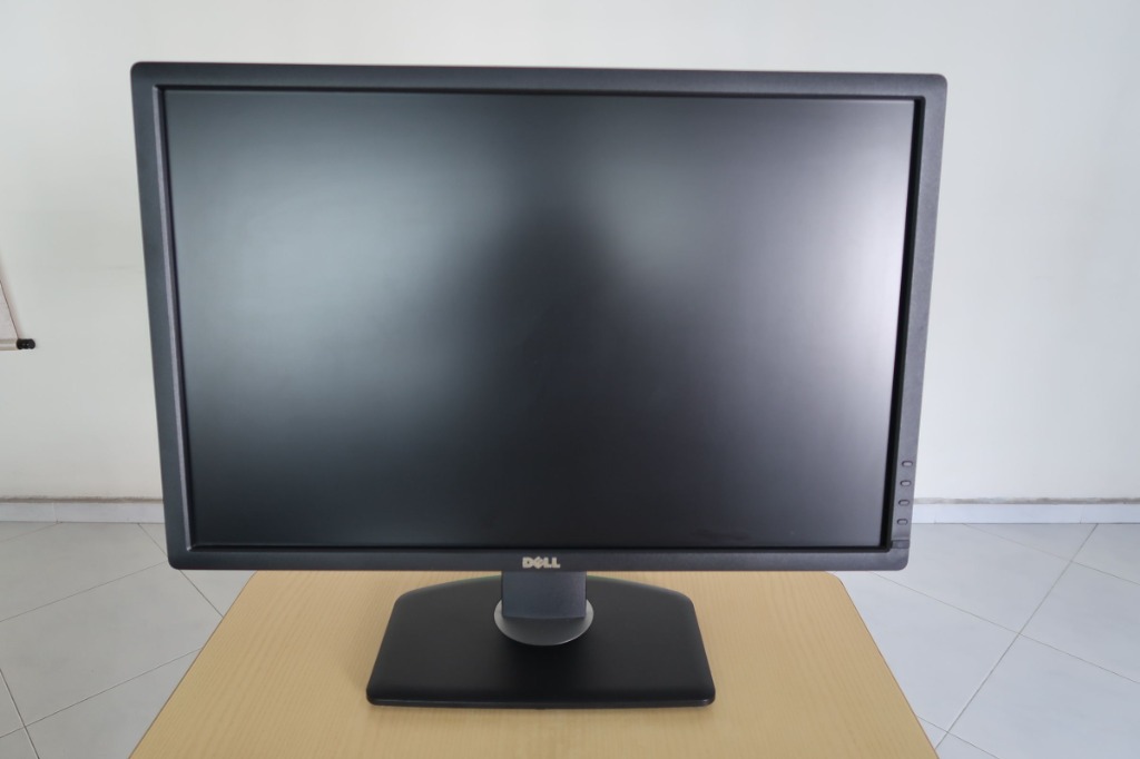 Dell Ultrasharp LED 24" U2412M, Computers & Tech, Parts & Accessories ...