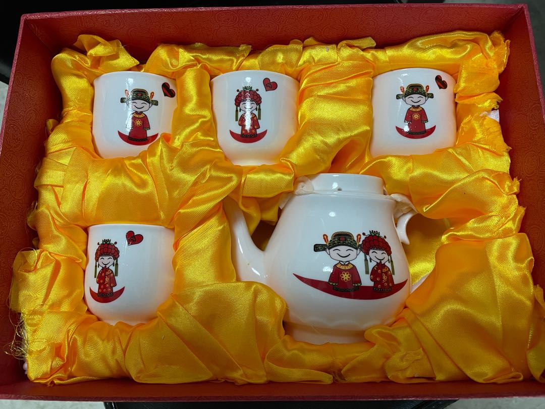 FOC to bless - Chinese Wedding Tea Pot Set, Furniture & Home Living ...