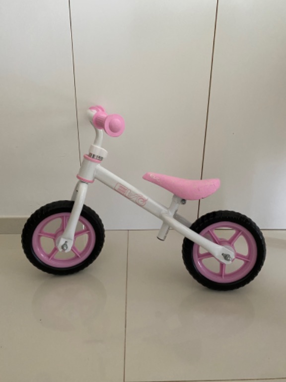 Girls balance bike, Babies & Kids, Infant Playtime on Carousell