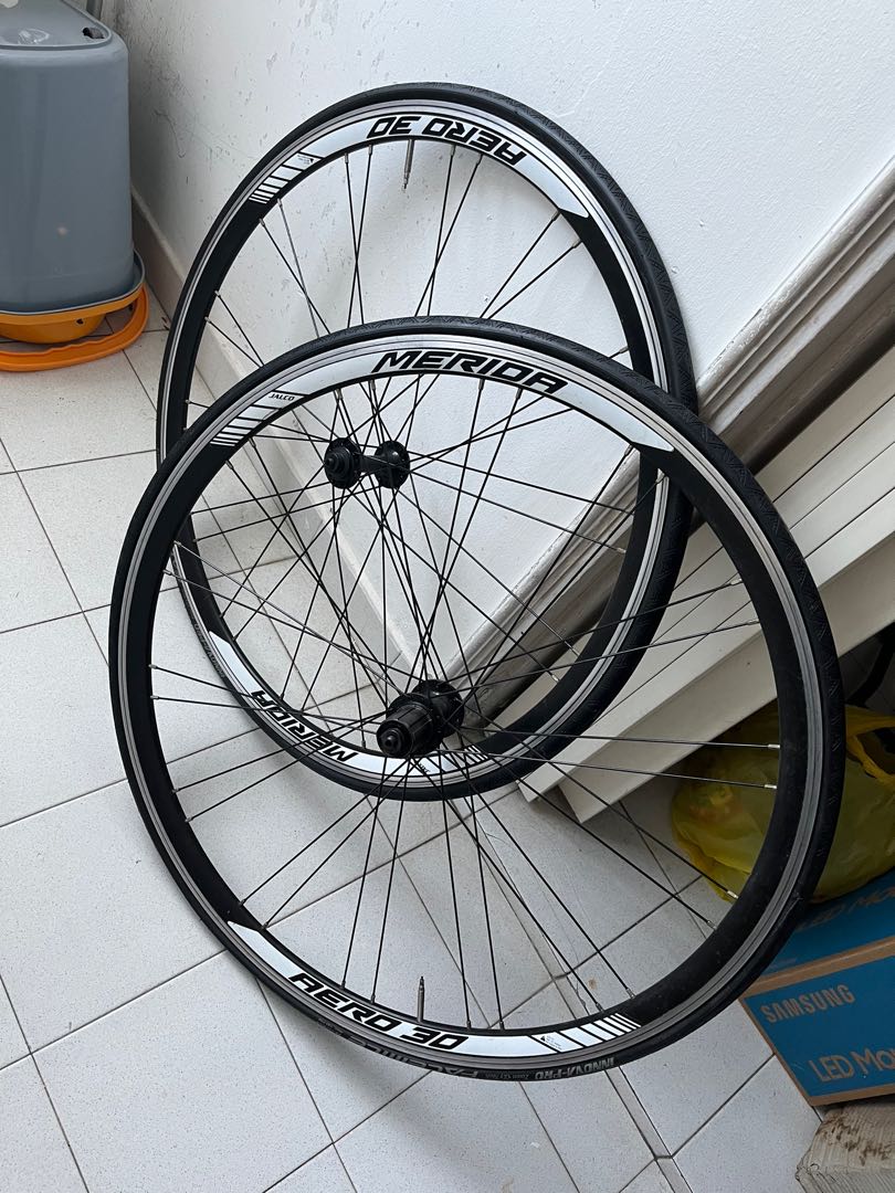 Merida Aero 30 Road Bike 700c Wheelset for V Brake , Sports Equipment ...