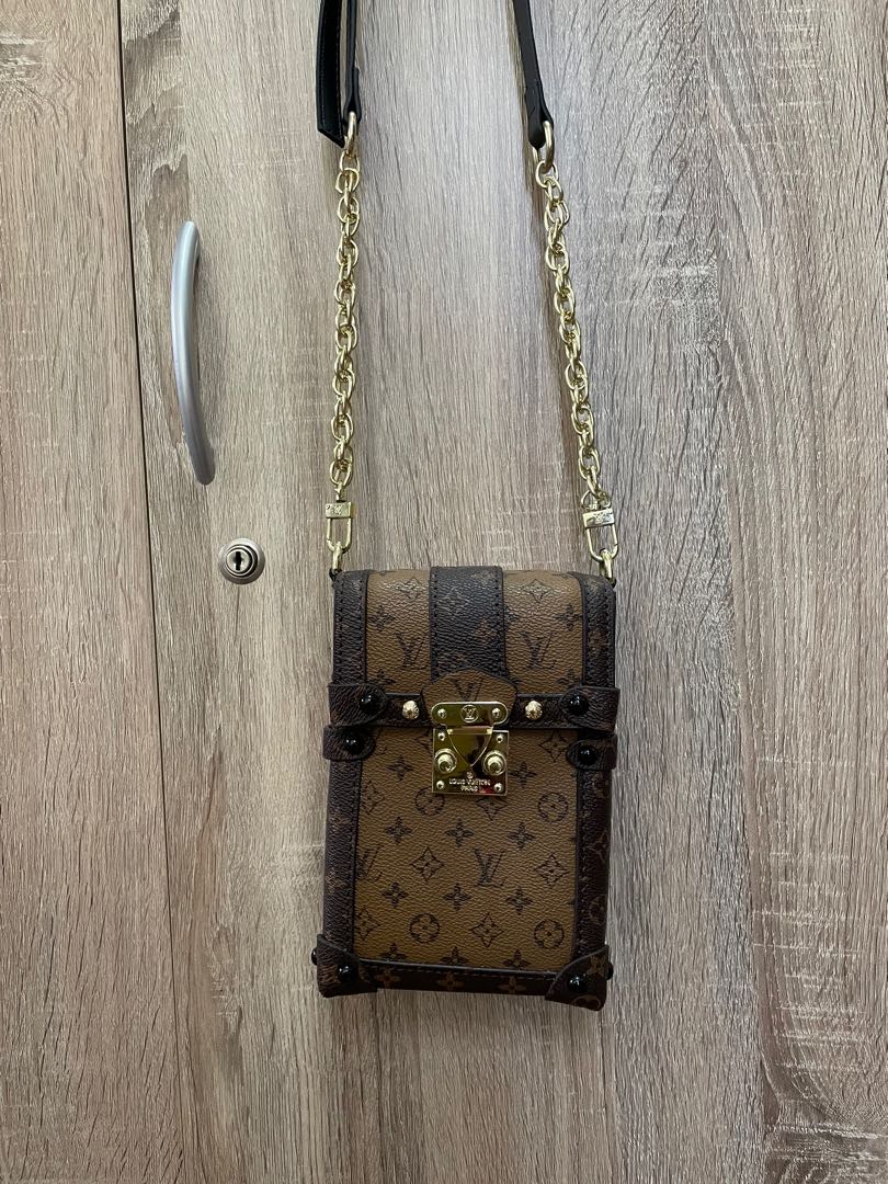 Mini Phone bag, Women's Fashion, Bags & Wallets, Shoulder Bags on Carousell