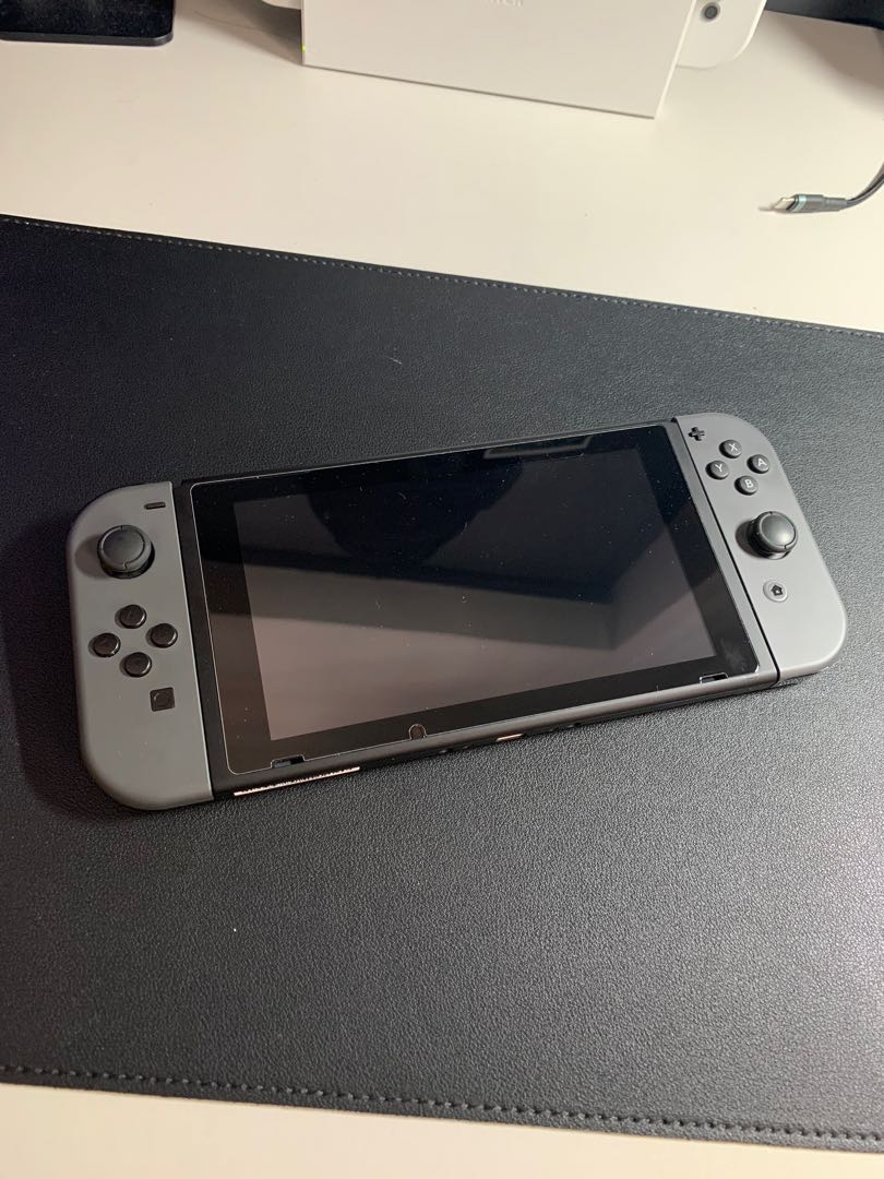 Nintendo Switch Gen 2 + Skull and Co Grip Case, Video Gaming, Video ...