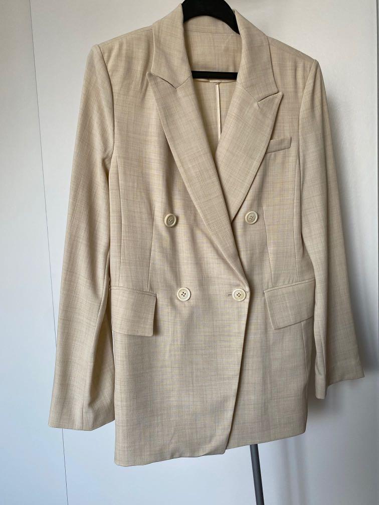 Oat color Blazer, Women's Fashion, Coats, Jackets and Outerwear on ...