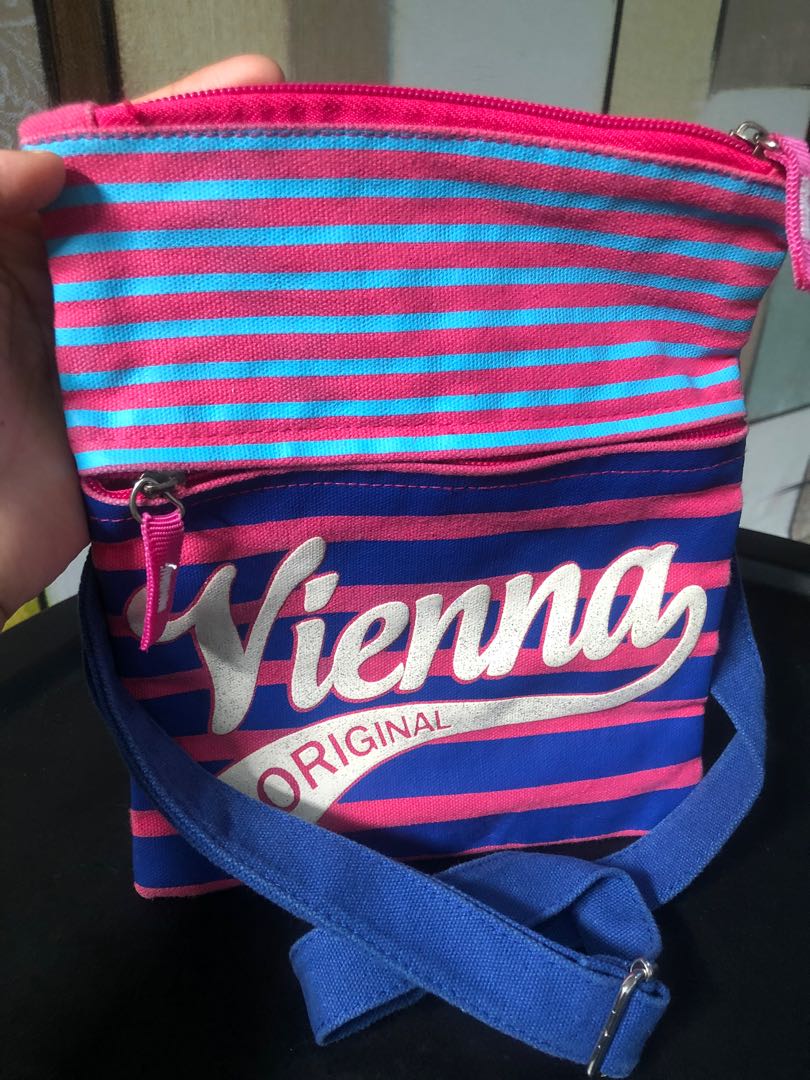 Robin Ruth original, Fesyen Pria, Tas & Dompet , Tas Selempang di Carousell