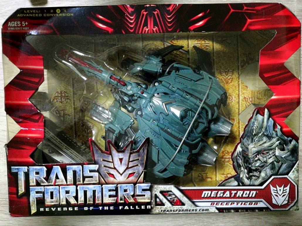 Transformers ROTF Voyager Class Megatron MISB, Hobbies & Toys, Toys ...