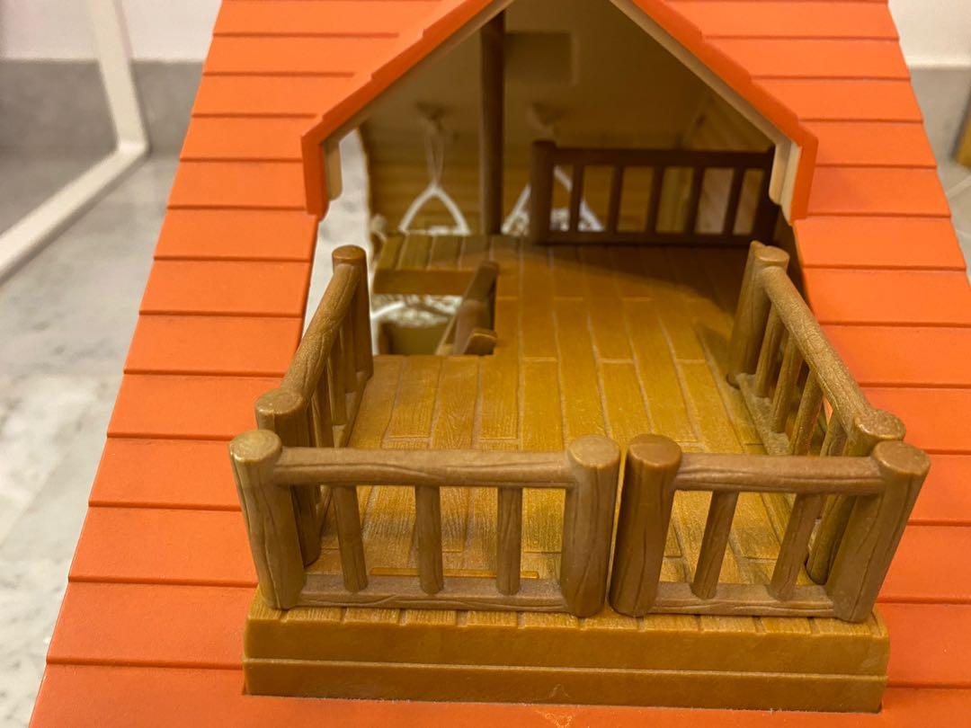 Sylvanian Families Log Cabin, Hobbies & Toys, Toys & Games on Carousell