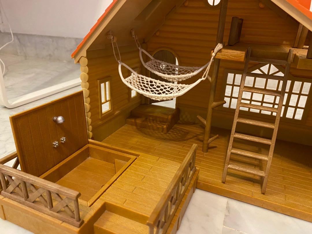 Sylvanian Families Log Cabin, Hobbies & Toys, Toys & Games on Carousell