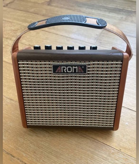 AROMA AG-15A 15W Portable Acoustic Guitar Amplifier, Hobbies & Toys, Music & Media, Music ...