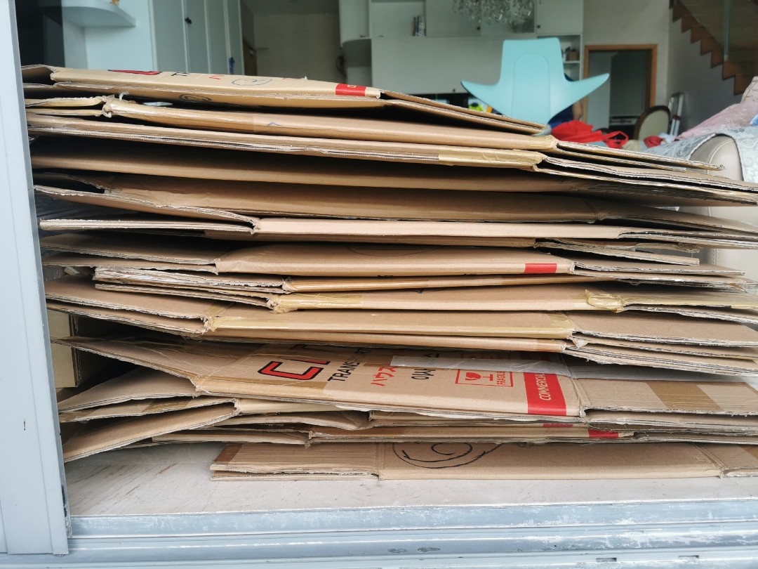 Cartons for moving, Furniture & Home Living, Home Improvement ...