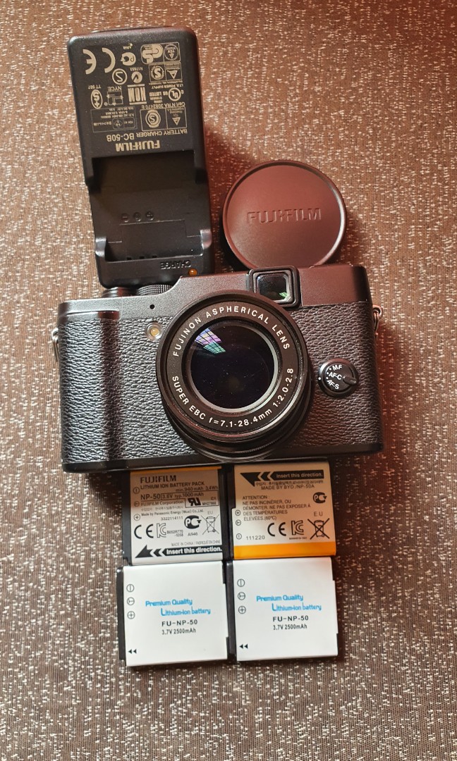 Fuji X10, Photography, Cameras on Carousell