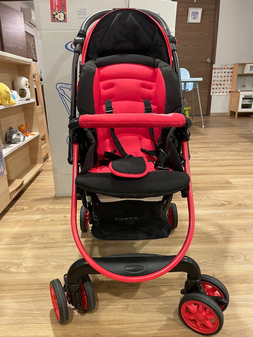 Graco stroller / pram, Babies & Kids, Going Out, Strollers on Carousell