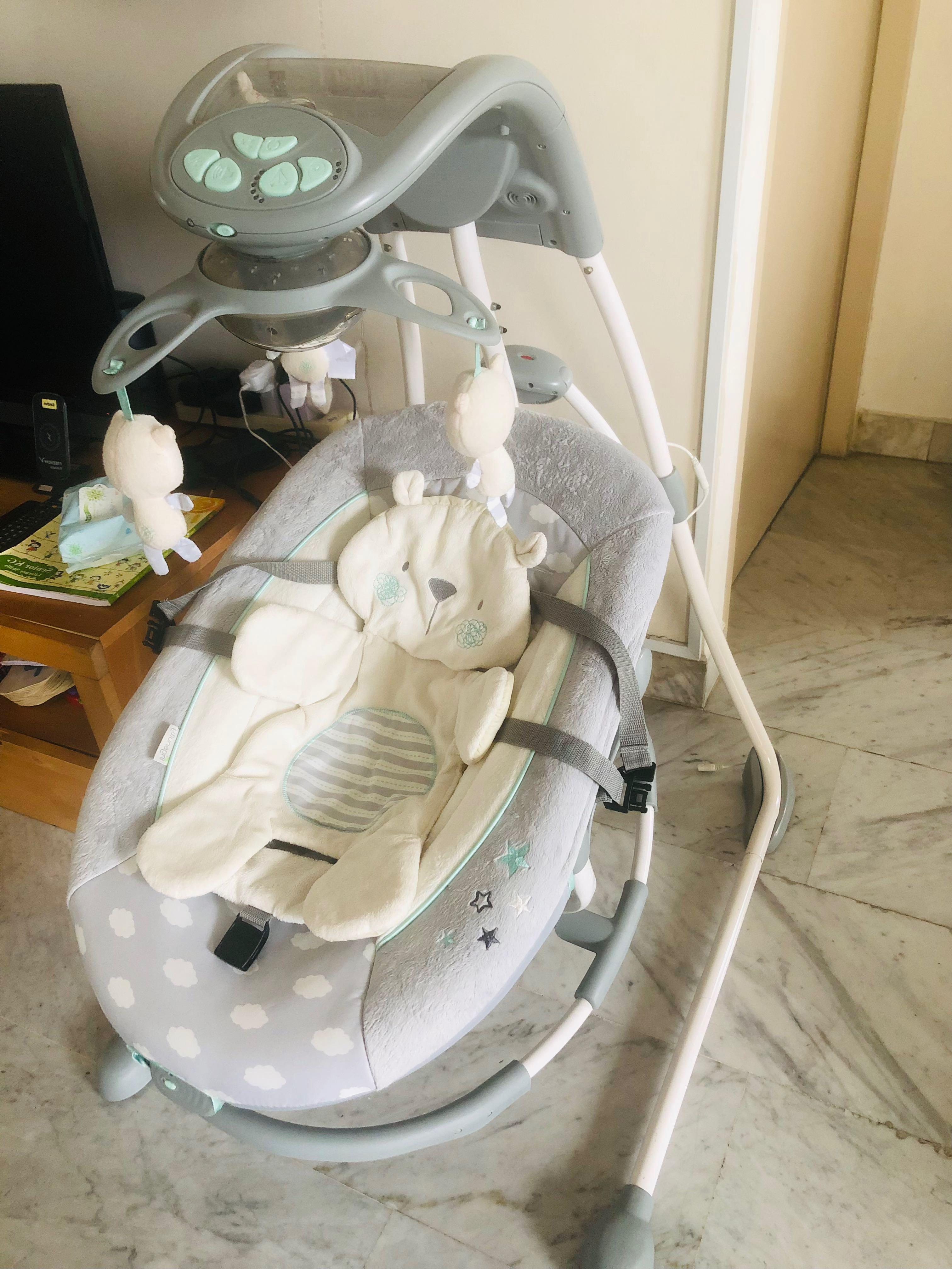 Ingenuity 2 in 1 dream comfort (Baby rocker/ swing/baby cradle), Babies ...