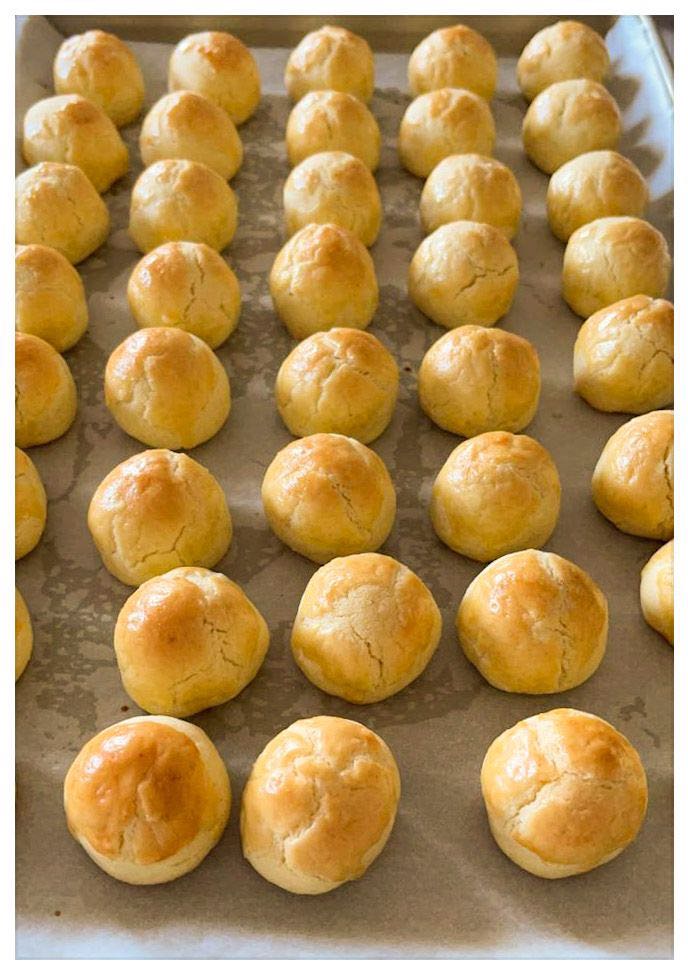 Melt-in-your-mouth pineapple tarts, Food & Drinks, Homemade Bakes on ...