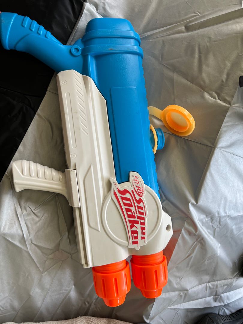 Nerf super soaker water gun, Hobbies & Toys, Toys & Games on Carousell