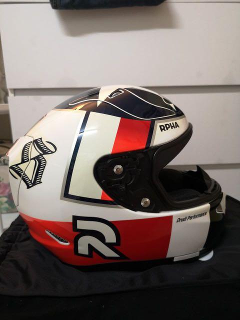ORIGINAL HJC RPHA 11 helmet (light weight), Motorbikes on Carousell