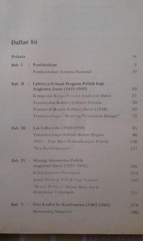Politik Militer Indonesia 1945 1967 Menuju Dwi Fungsi Abri Buku And Alat