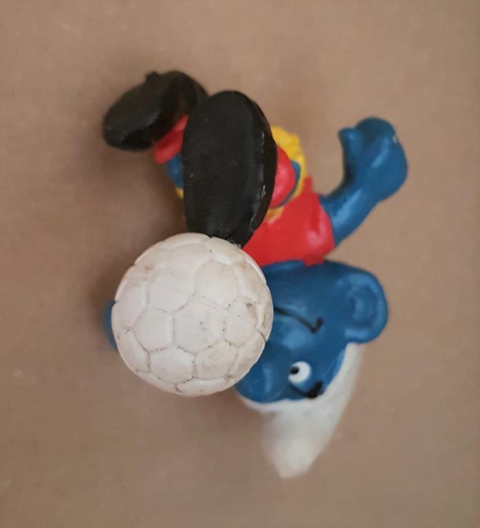 The Smurfs Collection, Vintage Smurf kicking a ball, Playing Football ...