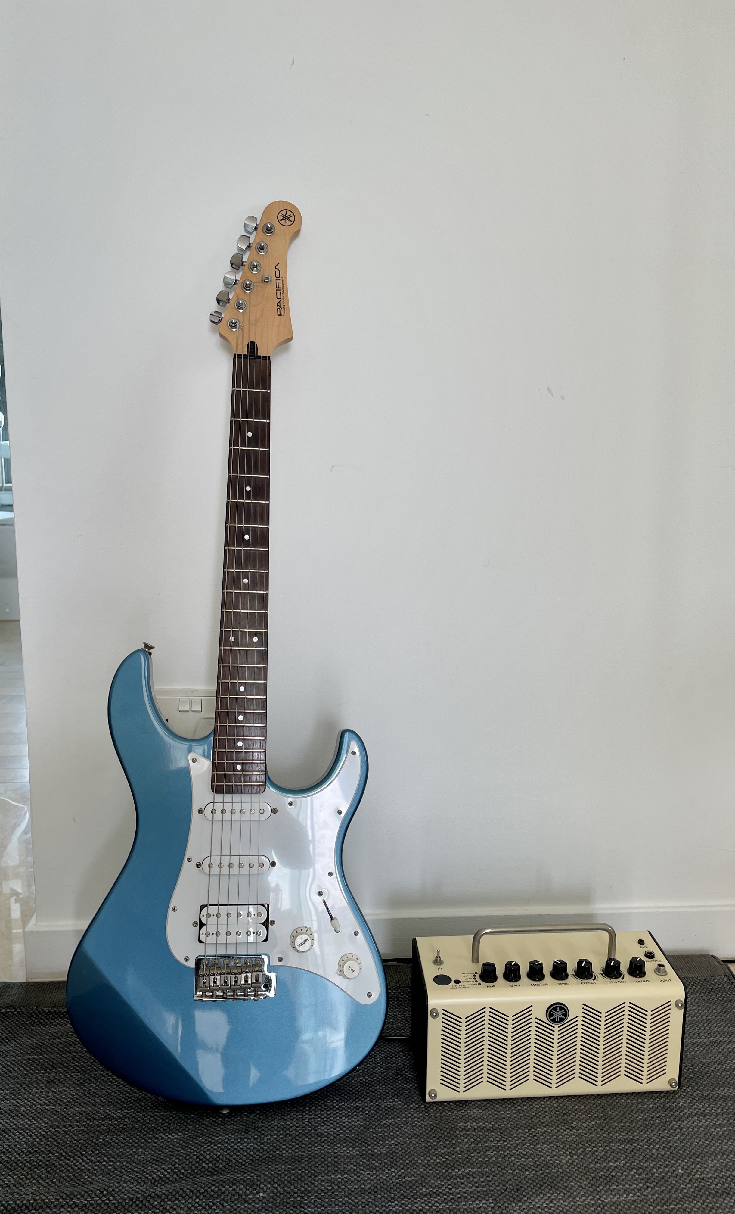 Yamaha Pacifica Guitar and Amp, Hobbies & Toys, Music & Media, Musical ...