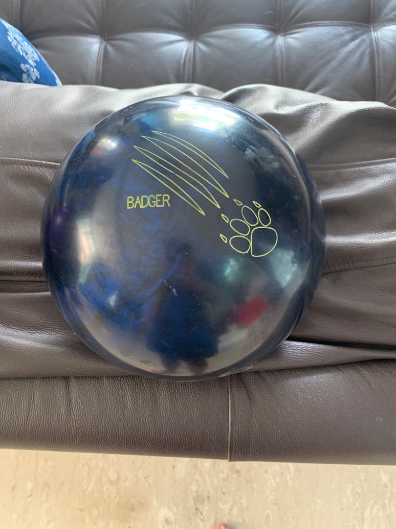 900 Global Badger 15lbs Bowling Ball, Sports Equipment, Sports & Games ...