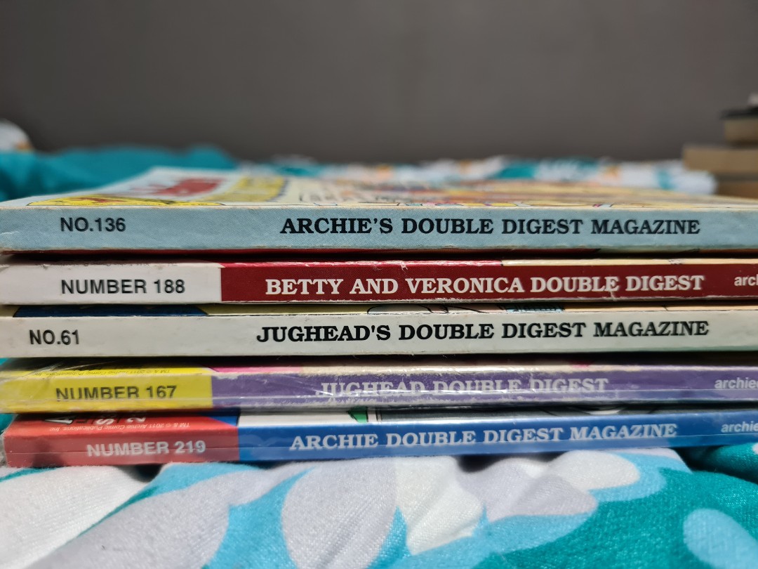 Archie comics bundle, Hobbies & Toys, Books & Magazines, Fiction & Non ...