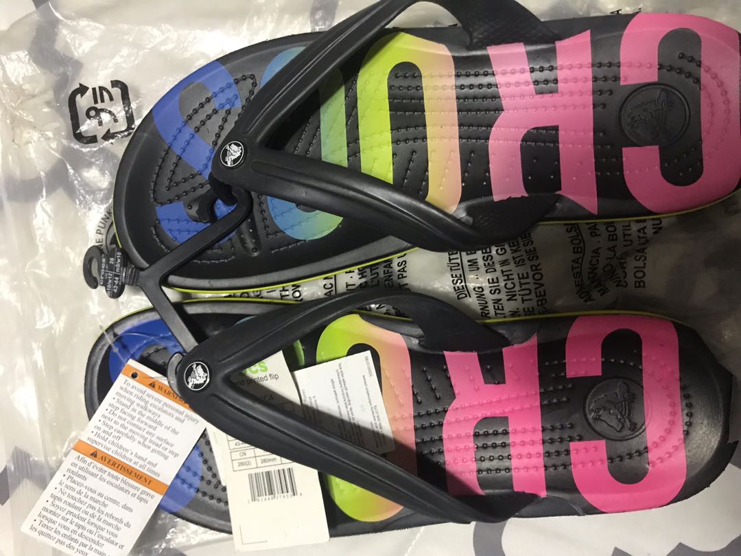 Crocs Legit 1k, Men's Fashion, Footwear, Slippers & Slides on Carousell