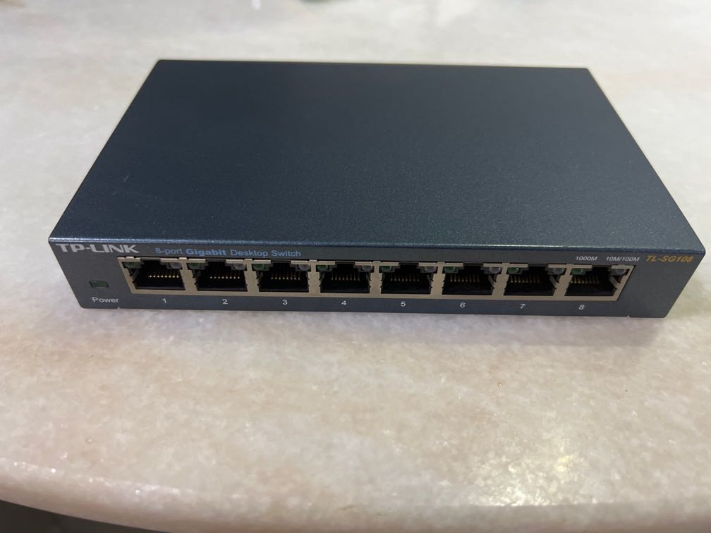 Desktop switch, Computers & Tech, Parts & Accessories, Networking on ...