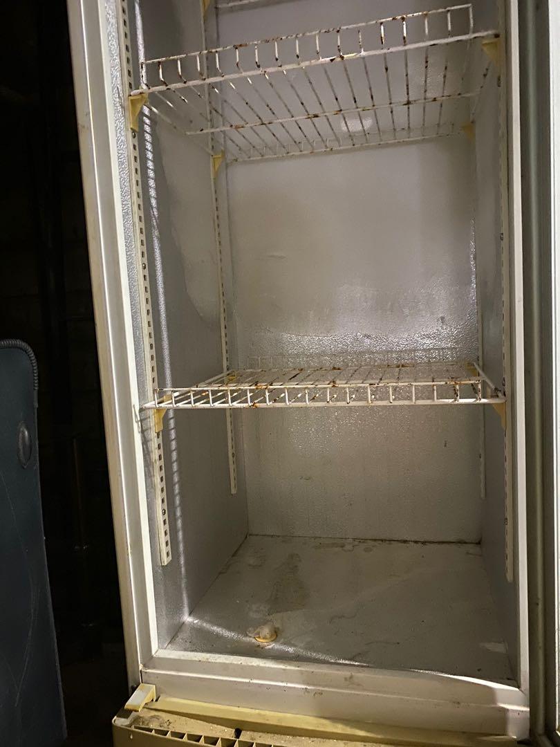 FUJIDENSO 9 CU FT SHOWCASE UPRIGHT CHILLER, TV & Home Appliances ...