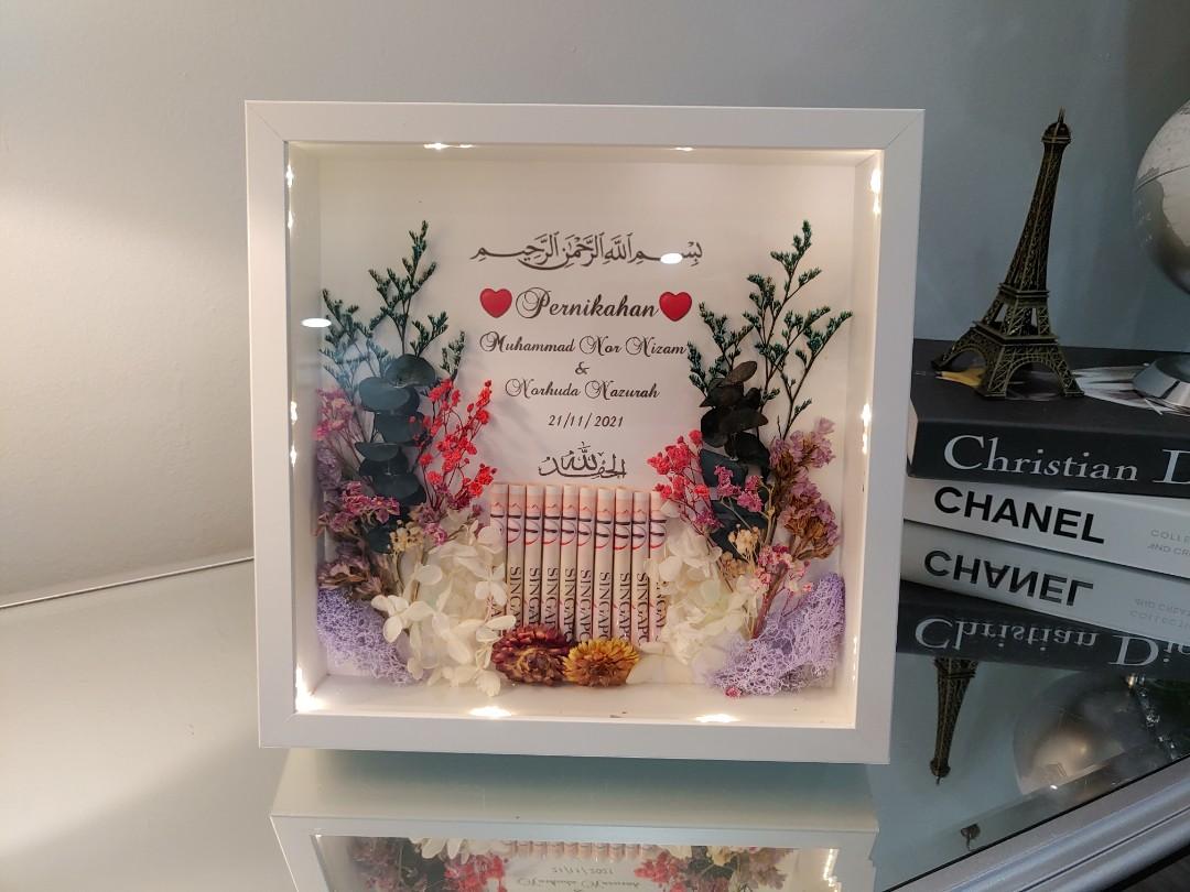 Gubahan hantaran Duit dalam frame, Hobbies & Toys, Stationery & Craft ...