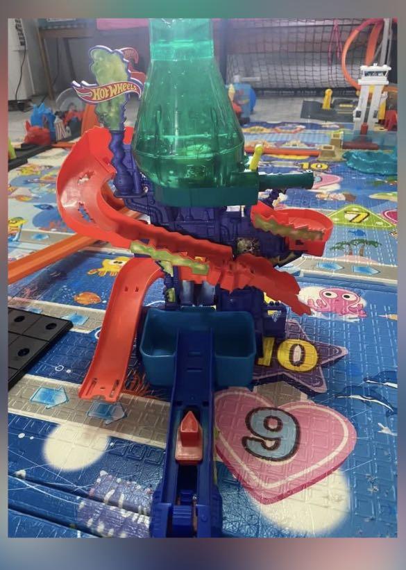 Hotwheels Science Lab, Hobbies & Toys, Toys & Games on Carousell
