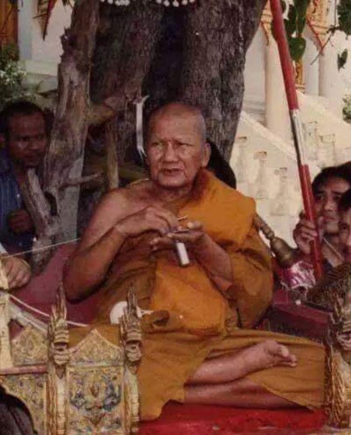 LP Pern Palakit, Hobbies & Toys, Memorabilia & Collectibles, Religious ...