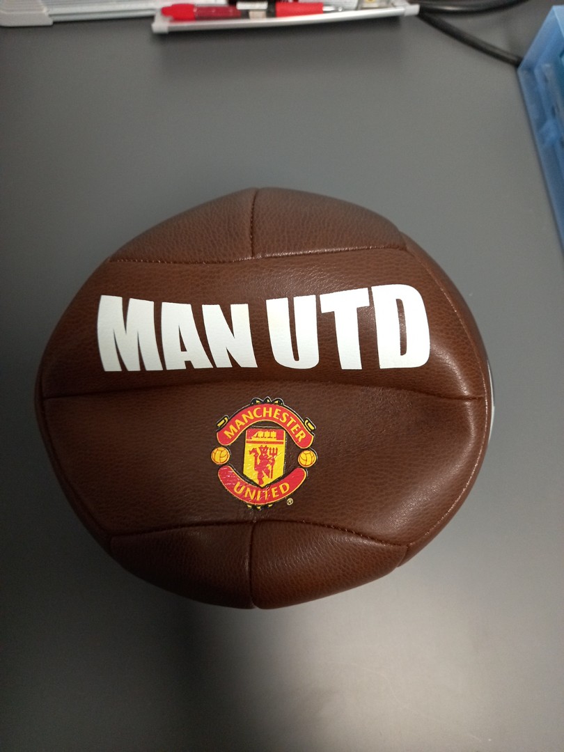 Man Utd Soccer ball, Sports Equipment, Sports & Games, Racket & Ball ...
