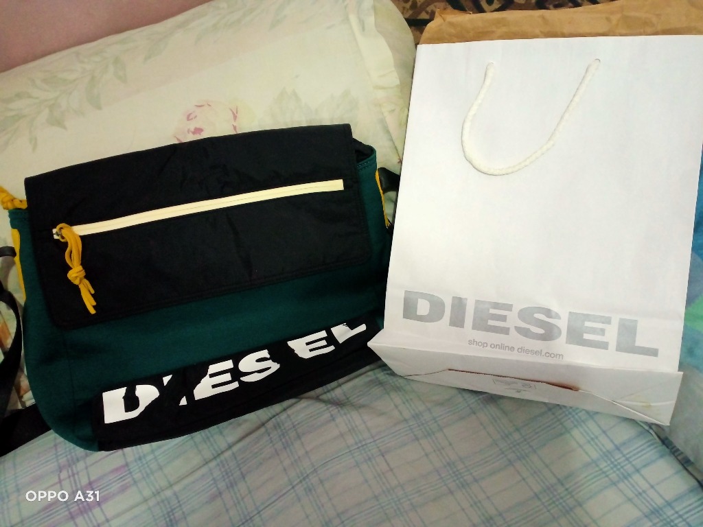 Original Diesel Messenger Bag, Men's Fashion, Bags, Sling Bags on Carousell