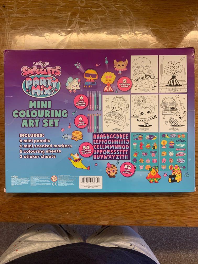 BN Smiggle Colouring Set, Hobbies & Toys, Stationery & Craft, Art ...