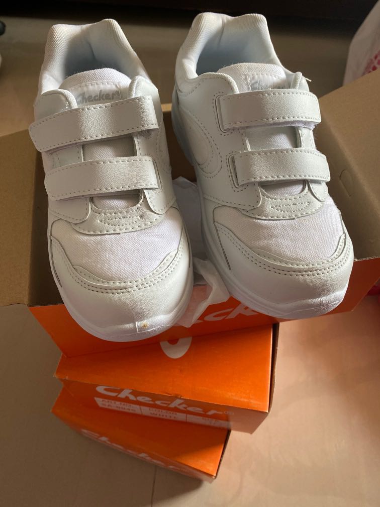 Checker white (school) shoes, Women's Fashion, Footwear, Sneakers on ...