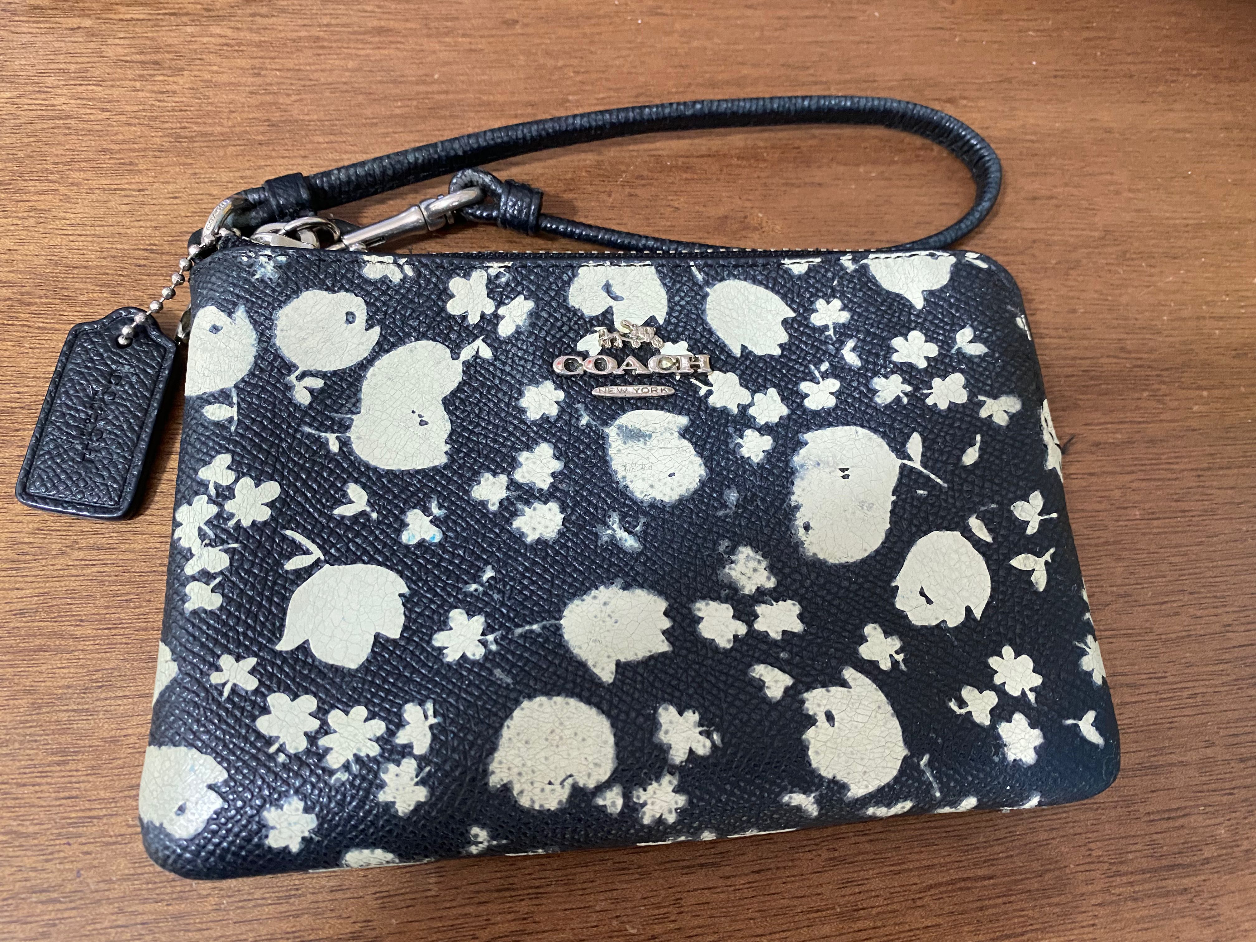 Original Coach small pouch, Women's Fashion, Bags & Wallets, Purses ...