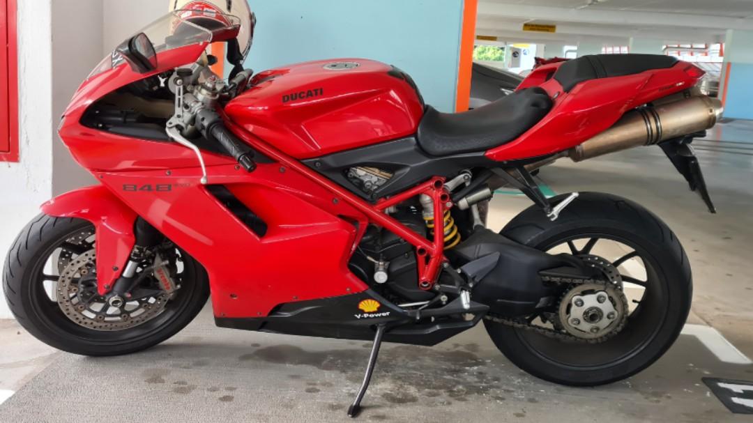 Ducati 848 2022