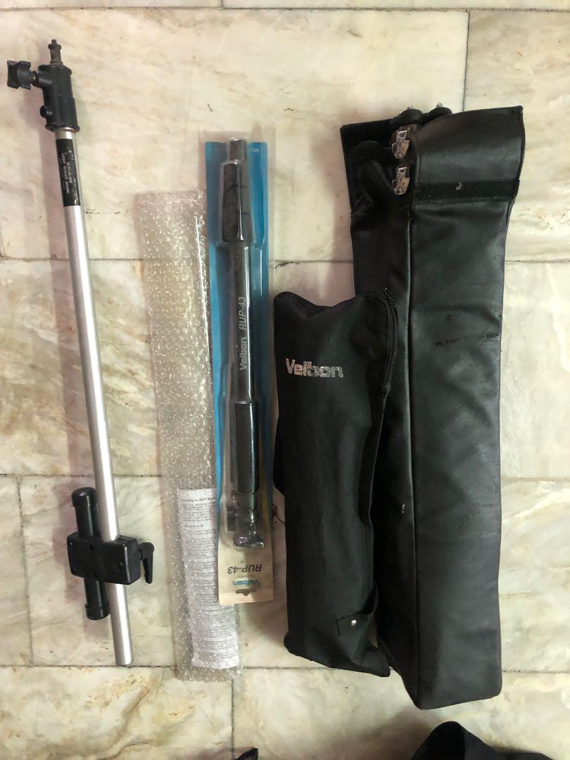 Einstein Strobe Light and Alien Bees Lighting Set, Photography ...