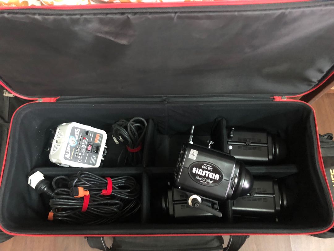 Einstein Strobe Light and Alien Bees Lighting Set, Photography ...